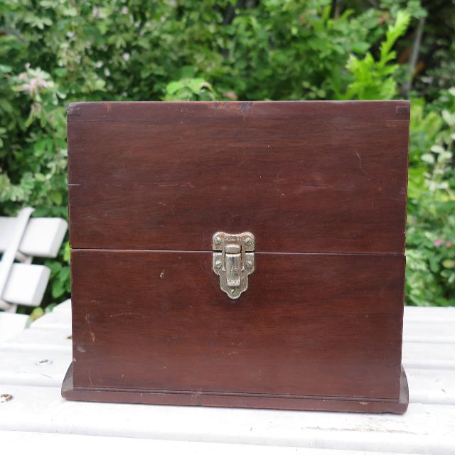 Old wooden instrument box lined with felt, Hobbies & Toys, Stationery ...