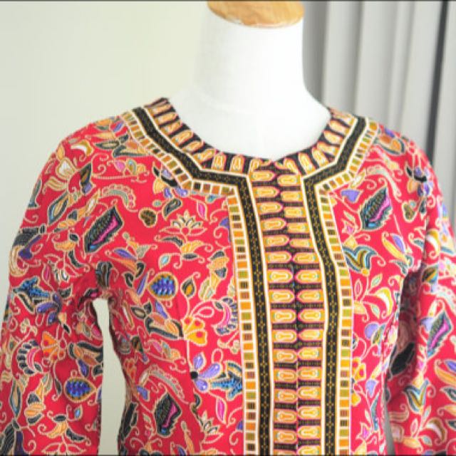 SIA Red Kebaya, Women's Fashion, Muslimah Fashion, Baju Kurung & sets ...