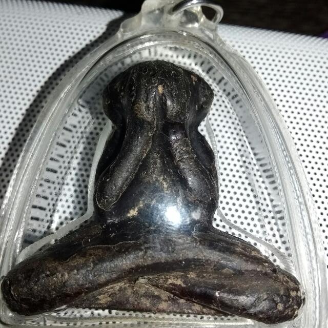 Thai Amulet Tok Rajah Or Tok Raja Lp Kron Phra Pidta. I Offer Life Time ...