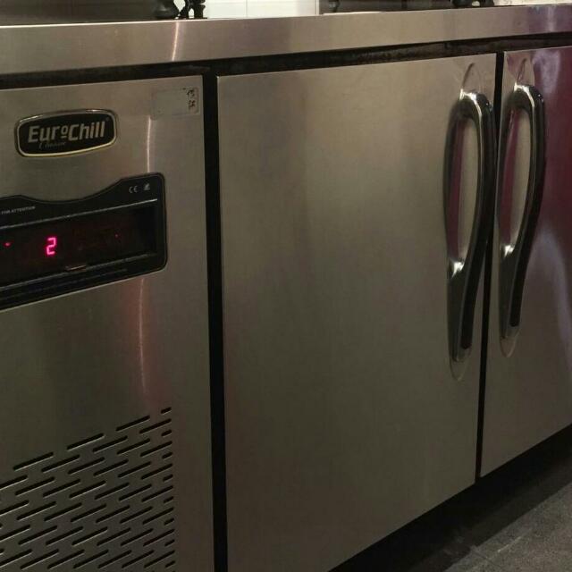 Bench Chiller, TV & Home Appliances, Kitchen Appliances, Refrigerators ...