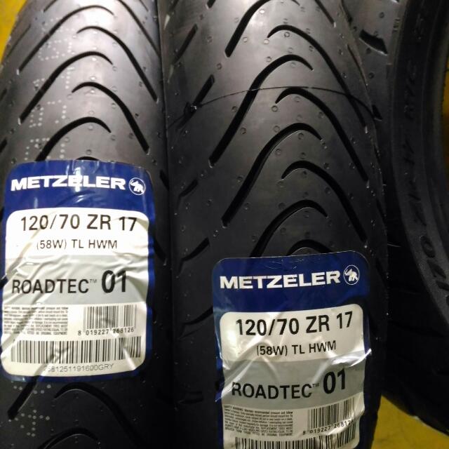 Metzeler roadtec 01, Motorbikes on Carousell