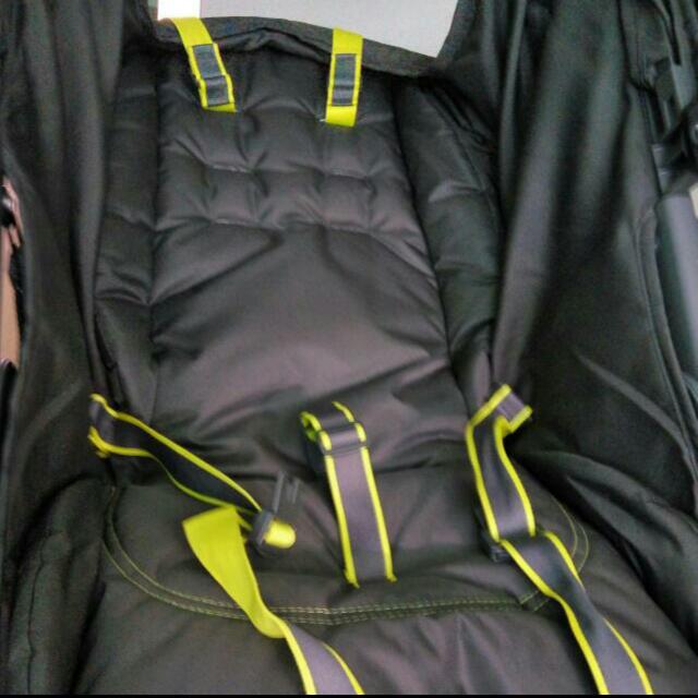 Graco Evo Mini Stroller / Pram, Babies & Kids, Going Out, Strollers on ...