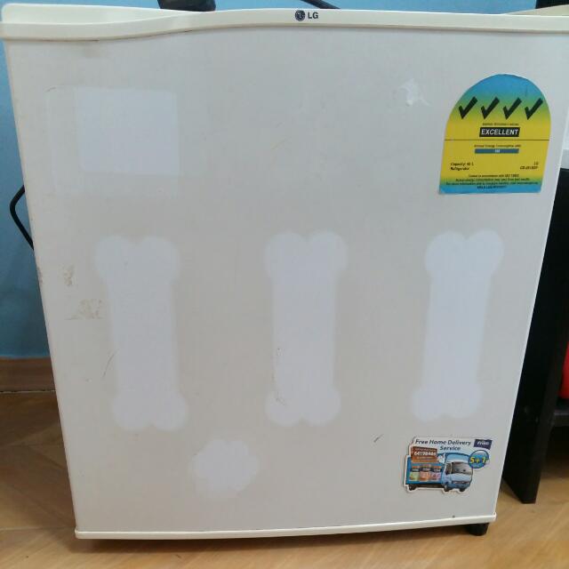 LG Mini Fridge, TV & Home Appliances, Kitchen Appliances, Refrigerators ...