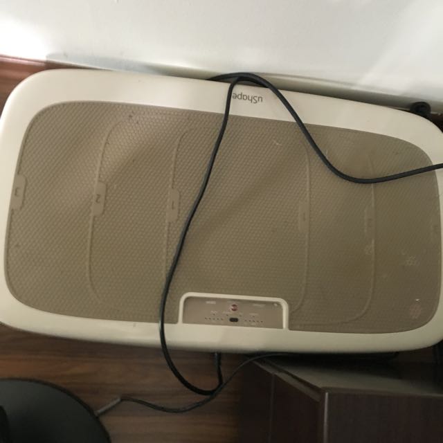 Osim u-shape, Health & Nutrition, Massage Devices on Carousell