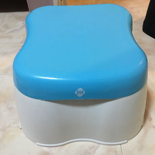Safety 1st potty and step stool, Babies & Kids, Bathing & Changing ...