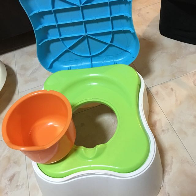 Safety 1st potty and step stool, Babies & Kids, Bathing & Changing ...