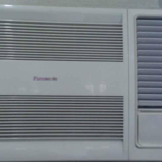 Panasonic 2.5hp Window Type Aircon, TV & Home Appliances, Kitchen ...