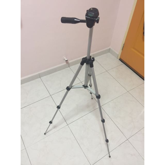 Camera Tripod With 3-Way Adjustable Legs, Photography, Photography ...