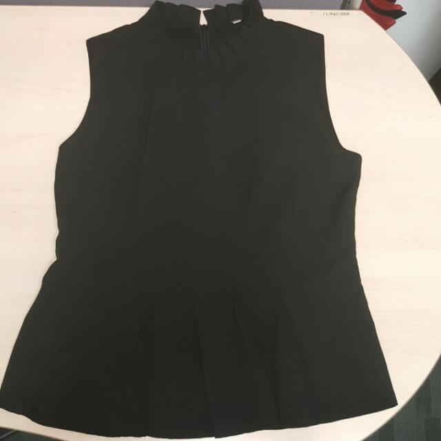 Used Top - Formal Wear, Women's Fashion, Tops, Other Tops on Carousell