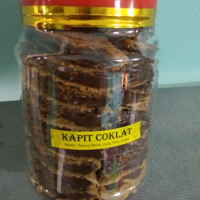 Kapit Chocolate N Peanut Butter, Food & Drinks, Homemade Bakes on Carousell