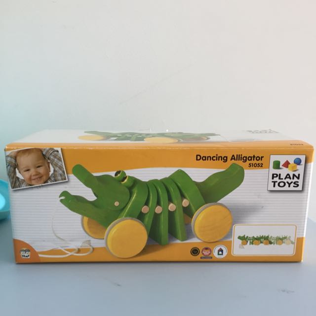 Dancing Alligator, Hobbies & Toys, Toys & Games on Carousell
