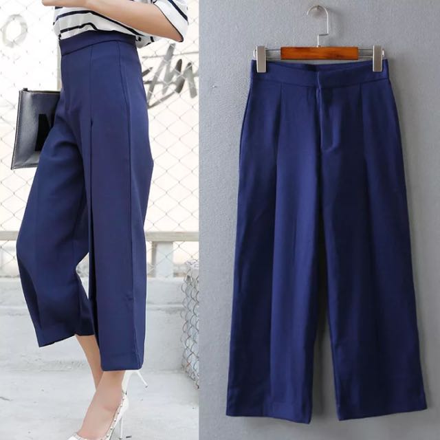 Basic Navy Blue Pleat Culottes, Women's Fashion, Bottoms, Other Bottoms ...