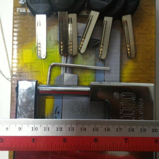 Chairo HDB Gate Lock, Furniture & Home Living, Furniture, Other Home ...