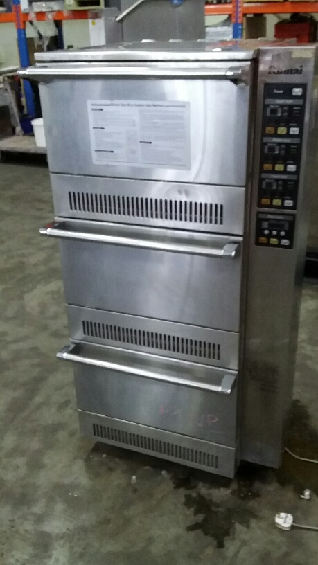 Sale Rinnai 3 Deck Rice Cooker, Everything Else on Carousell