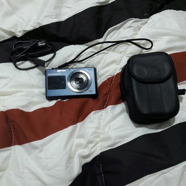 Samsung HD camera, Photography, Video Cameras on Carousell