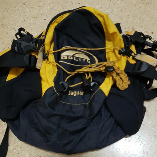 Golite Jaguar Sling Bag, Men's Fashion, Bags, Belt bags, Clutches and ...