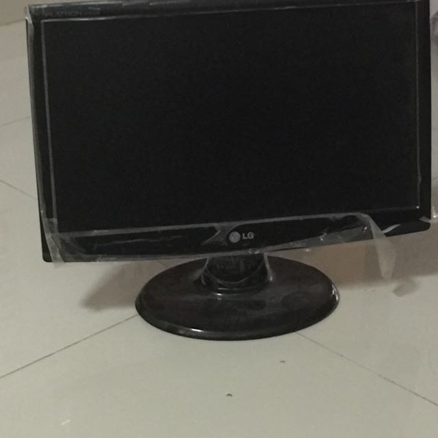 Lg Monitor, Computers & Tech, Desktops on Carousell
