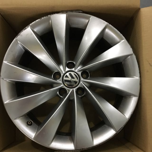 VW 18 Inch Original Rims, Car Accessories on Carousell