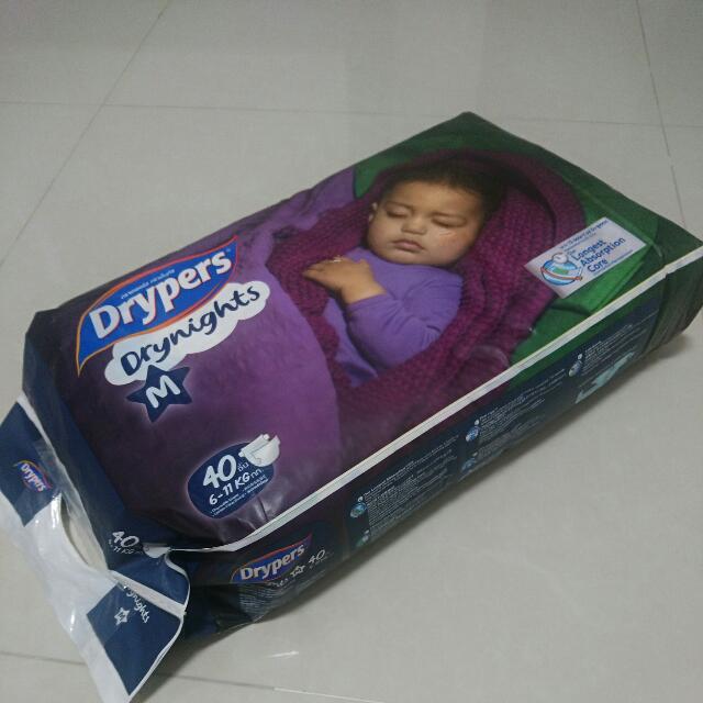 Drynights Diapers (Drypers) - M, Babies & Kids, Bathing & Changing ...