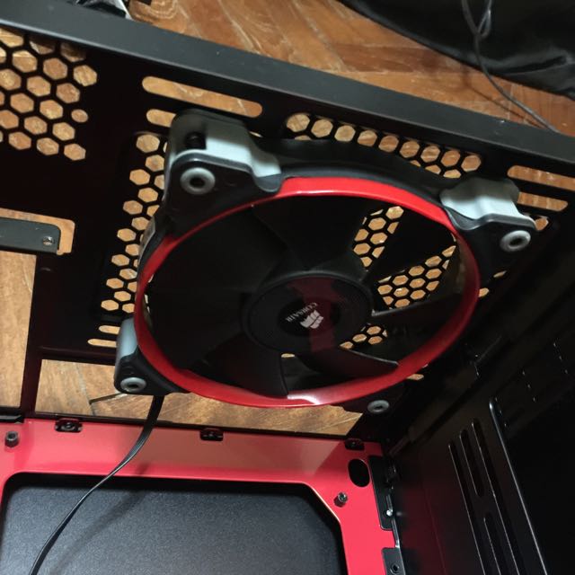 Reserved Red/Black Phanteks Enthoo Evolv Mini ITX case, Computers ...
