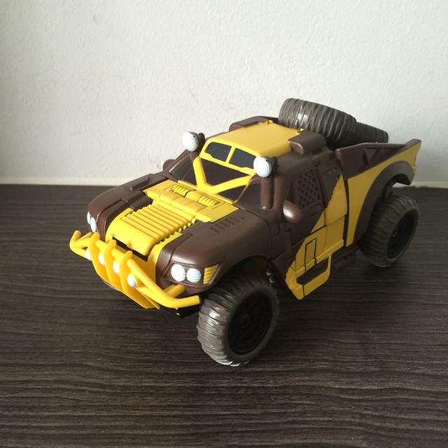 Marvel Transformers Crossover Wolverine, Hobbies & Toys, Toys & Games ...