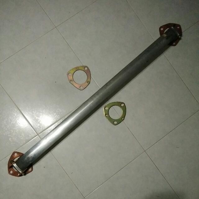 Mazda 3 (1st Model) Summit Struts Bar, Car Accessories on Carousell