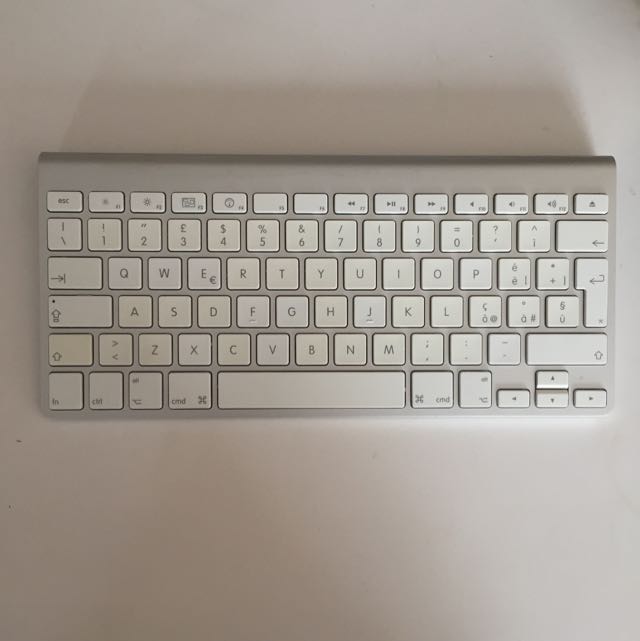 Authentic Apple Key Board, Computers & Tech, Parts & Accessories, Other ...