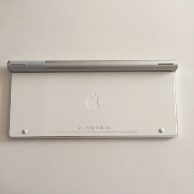 Authentic Apple Key Board, Computers & Tech, Parts & Accessories, Other ...