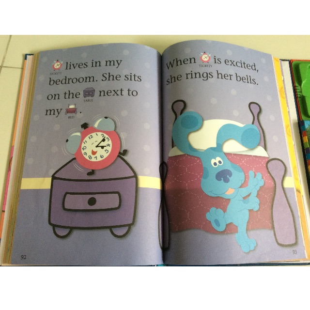 Blues Clues Read-Together Story book and Winnie the Pooh magnetic board ...
