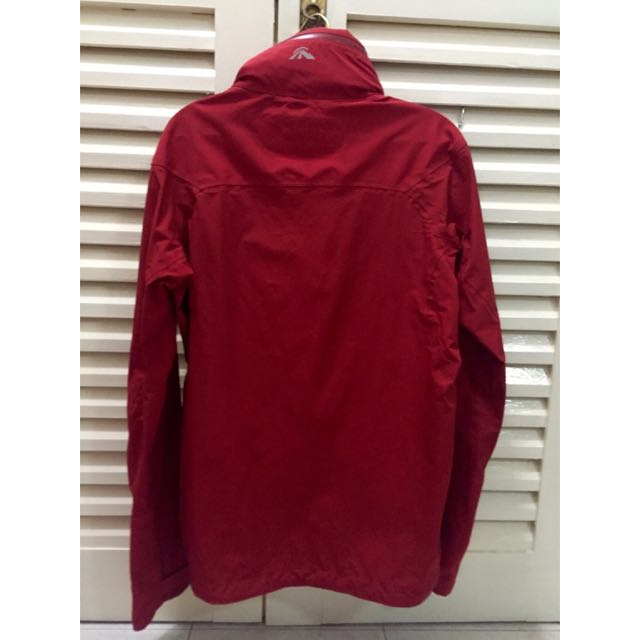 Macpac Traverse AP Rain Jacket (red), Sports Equipment, Sports & Games ...