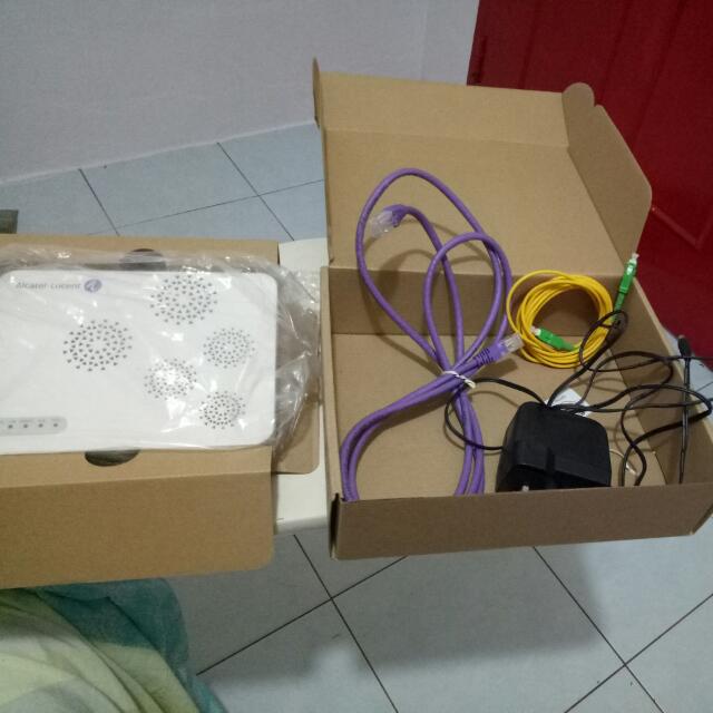 Alcatel Lucent Modem (model: I-240G-D), Computers & Tech, Parts ...