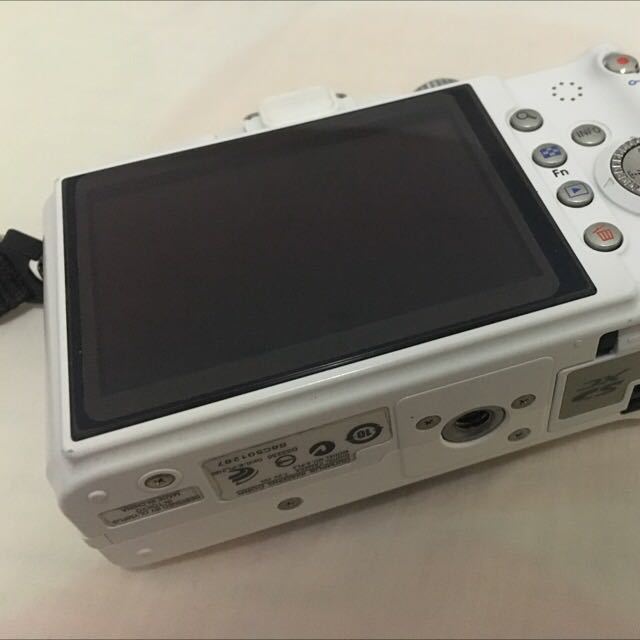Olympus Pen EPL2, Photography, Cameras on Carousell