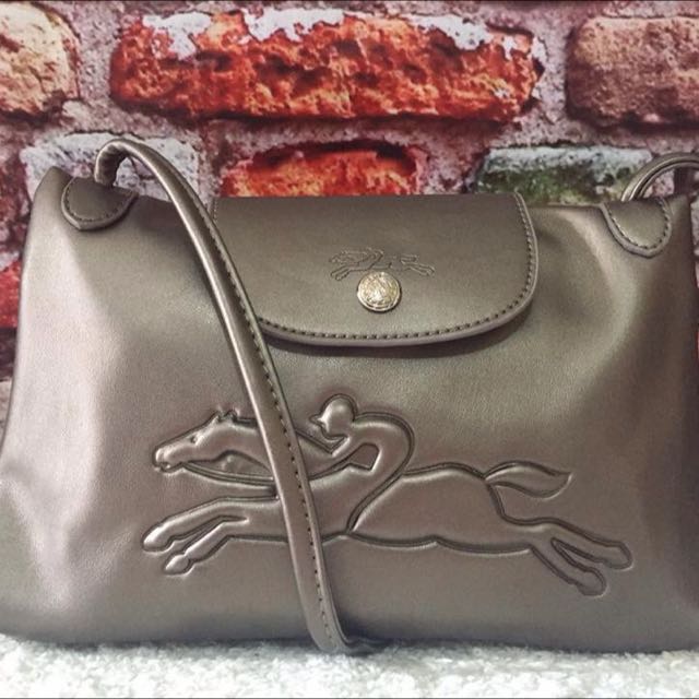 LC bag, Women's Fashion, Bags & Wallets, Tote Bags on Carousell