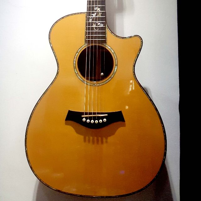 1997 Taylor 912C, Hobbies & Toys, Music & Media, Musical Instruments on ...
