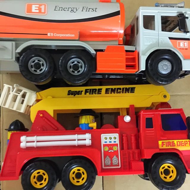 Daesung Toys Trucks, Cement Mixers, Fire Engines, Hobbies & Toys, Toys ...