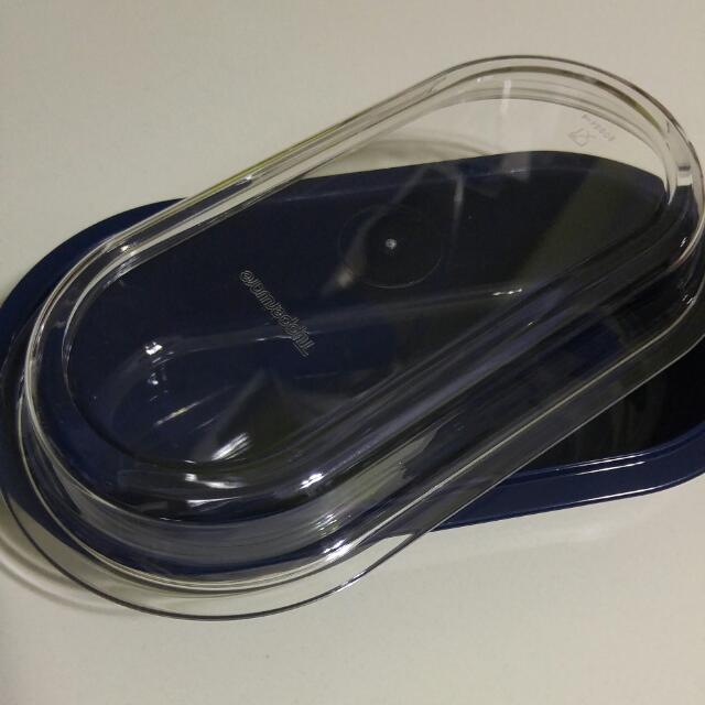 TUPPERWARE Blue Oval Container With Transparent Top X1, TV & Home ...