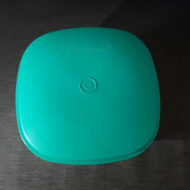 Tupperware Container With Strainer, TV & Home Appliances, Kitchen ...