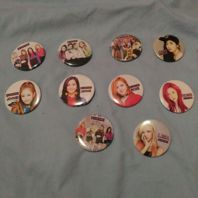 BlackPink Pins, Hobbies & Toys, Memorabilia & Collectibles, K-Wave on ...