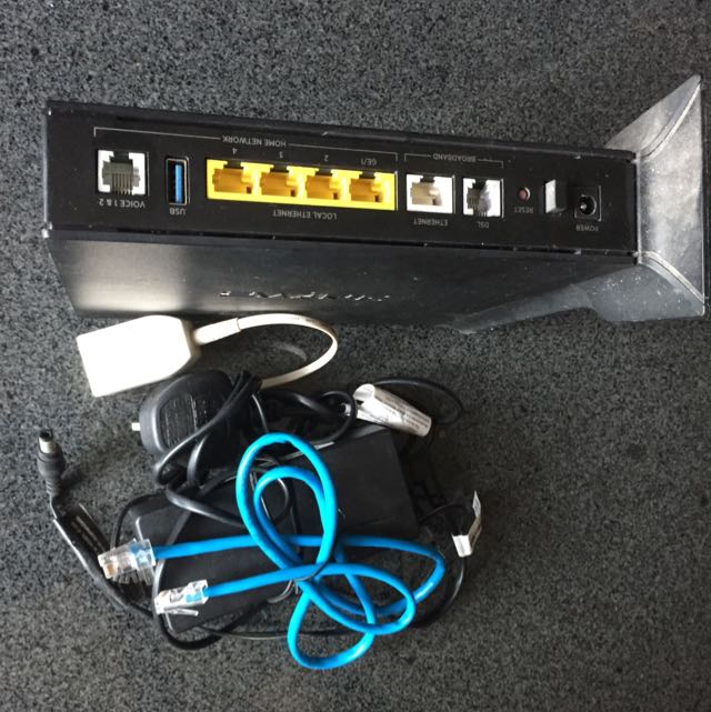 Singtel 2wire 5012NV-002 ADSL2+Gateway (modem -router), TV & Home ...