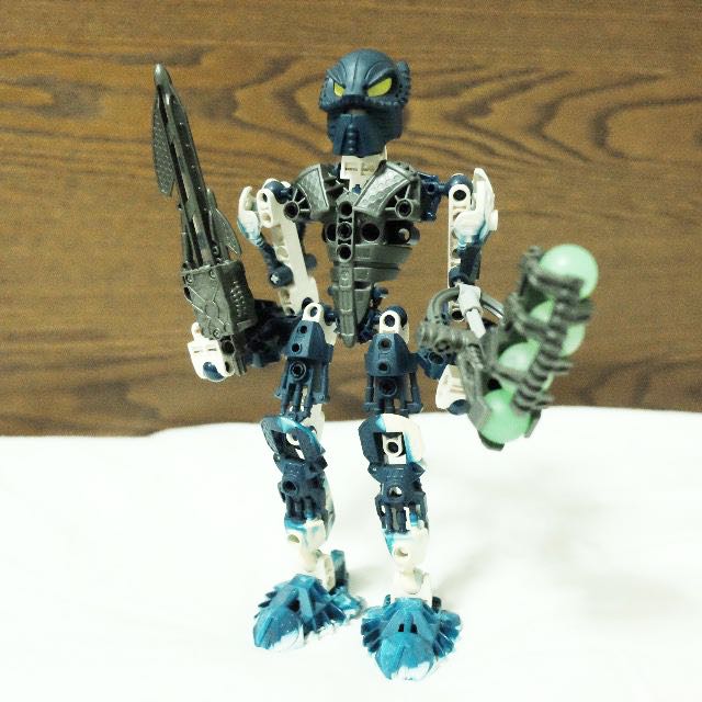 Lego Bionicle: Toa Inika - Hahli, Hobbies & Toys, Toys & Games on Carousell