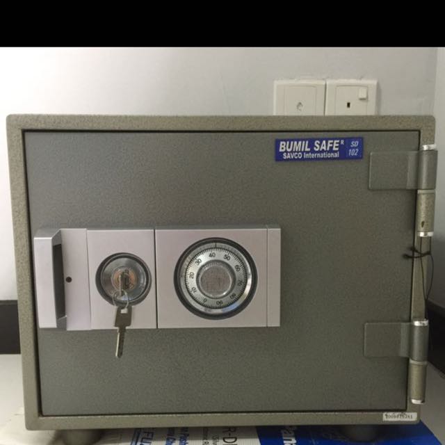 Bumil Safe SD-102, Furniture & Home Living, Furniture, Other Home ...
