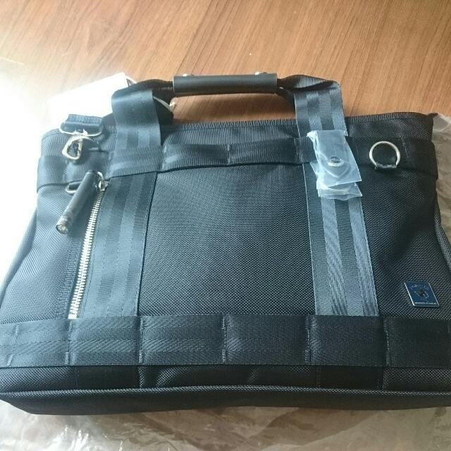 Porter International Bag, Men's Fashion, Bags, Sling Bags on Carousell