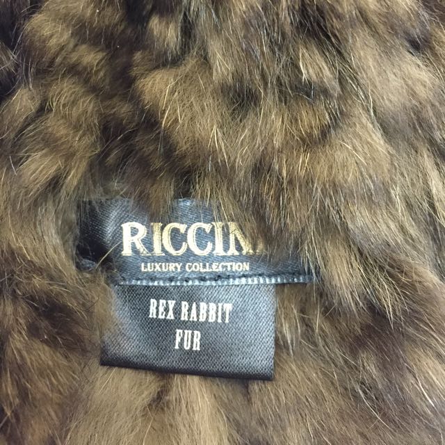 全新 Riccini 純兔毛頸巾, 女裝, 手錶及配件, 絲巾 - Carousell