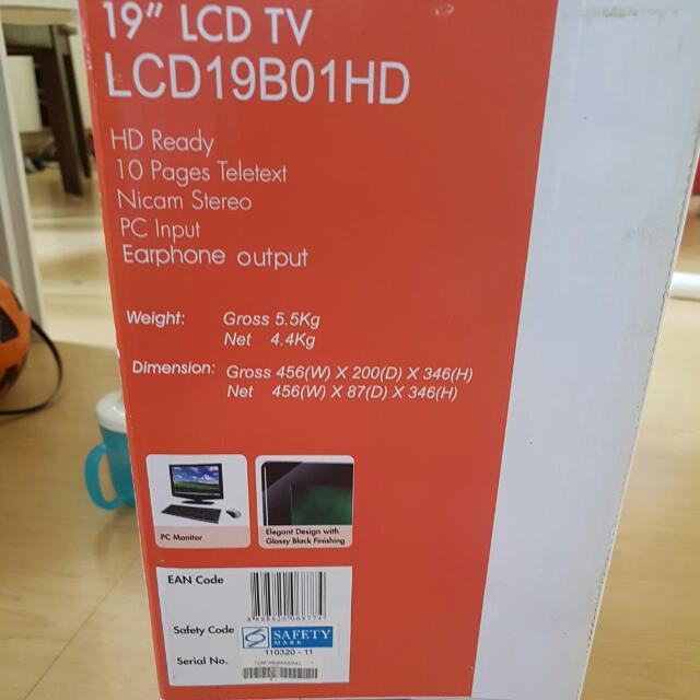 AKIRA HD LCD TV, TV & Home Appliances, TV & Entertainment, TV on Carousell