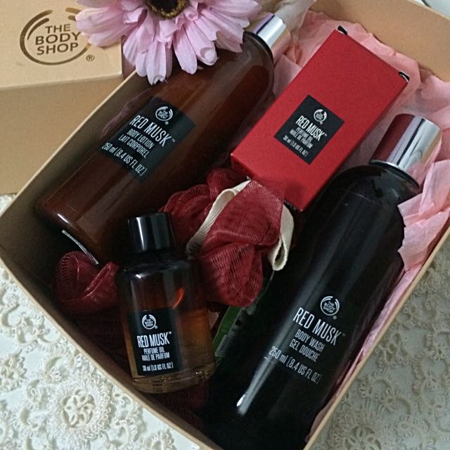 AUTHENTIC THE BODY SHOP RED MUSK RANGE, Beauty & Personal Care, Bath ...