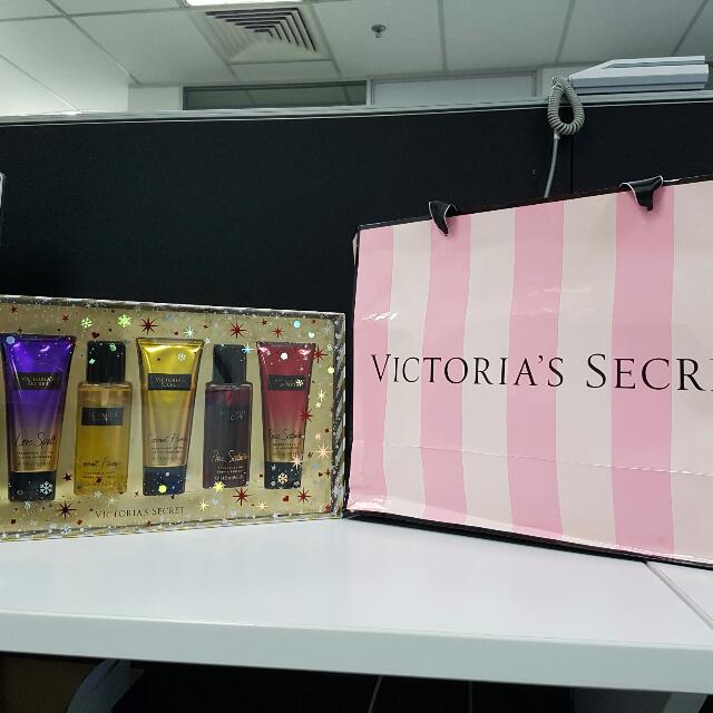 Brand New Victoria Secret Gift Set, Beauty & Personal Care, Bath & Body ...