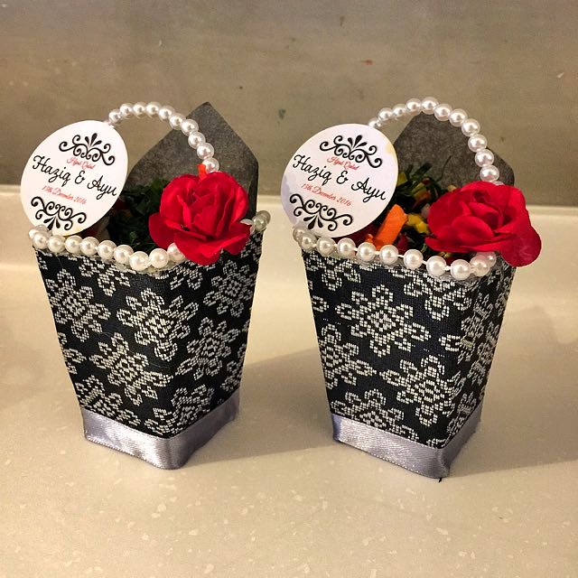 Bunga Rampai / Holder / Gubahan, Hobbies & Toys, Stationery & Craft ...