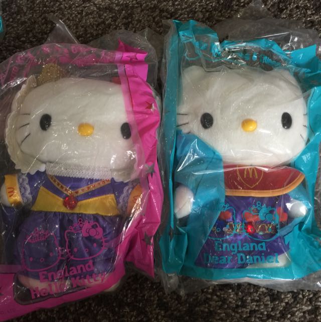 Hello kitty England, Hobbies & Toys, Toys & Games on Carousell