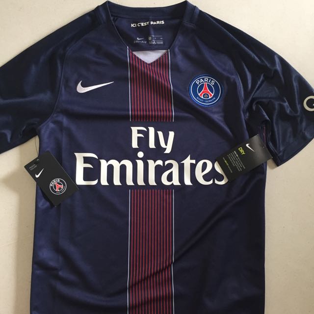 Paris-Saint Germain 2016/17 Home Kit, Men's Fashion, Activewear on ...
