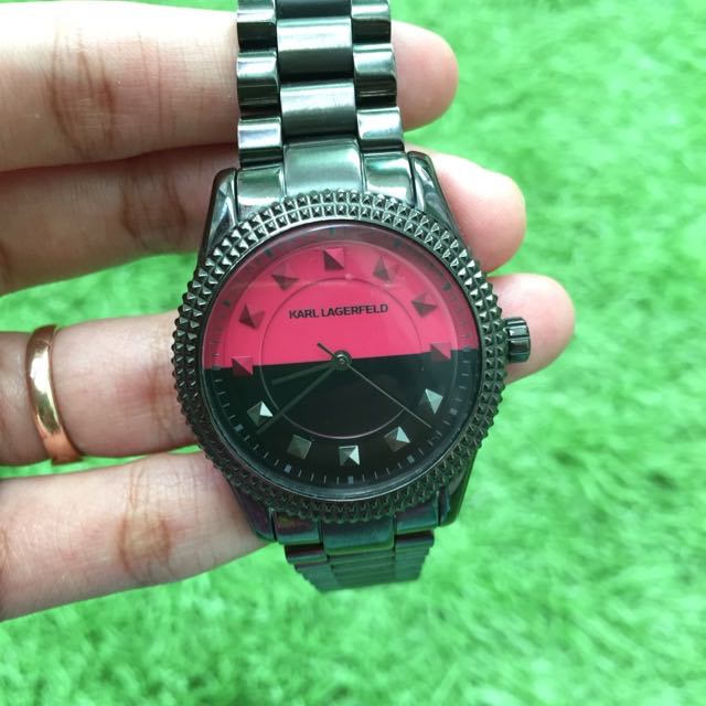 Karl lagerfield Watch Originanal, Fesyen Wanita, Jam Tangan di Carousell